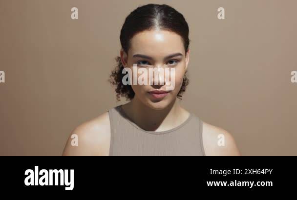 Face gen z Stock Videos & Footage - HD and 4K Video Clips - Alamy