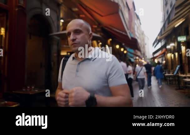 Busy pavement cafes Stock Videos & Footage - HD and 4K Video Clips - Alamy