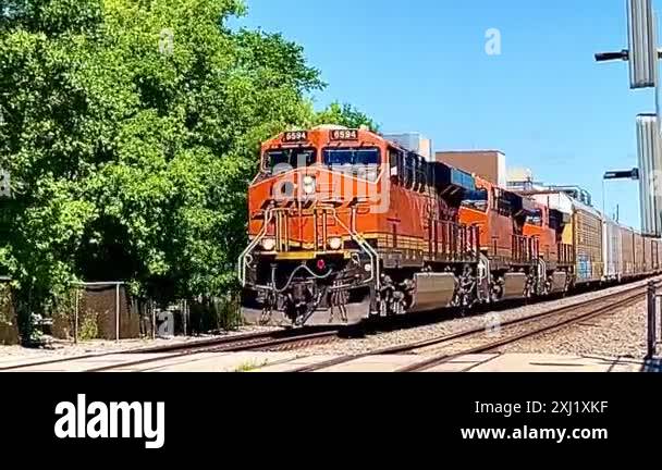 Bnsf track Stock Videos & Footage - HD and 4K Video Clips - Alamy