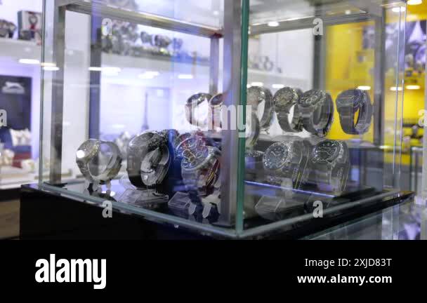 Spotlight store Stock Videos & Footage - HD and 4K Video Clips - Alamy