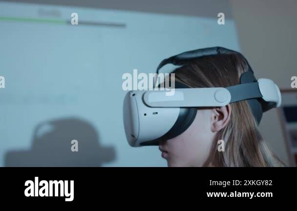 Immersive graphics Stock Videos & Footage - HD and 4K Video Clips - Alamy