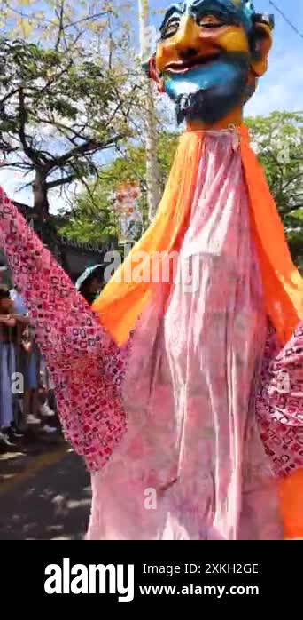 Doll parade Stock Videos & Footage - HD and 4K Video Clips - Alamy