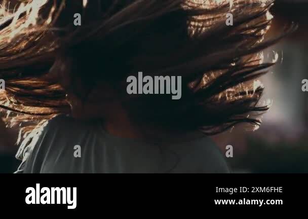 Girl's hair swirling dramatically, 1000 fps slow-motion capture ...