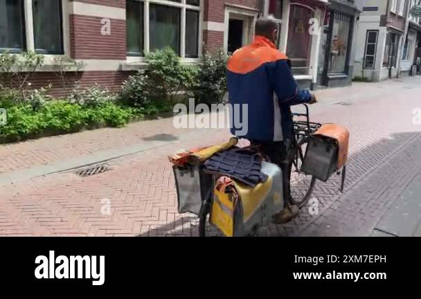 Postal company logo Stock Videos & Footage - HD and 4K Video Clips - Alamy