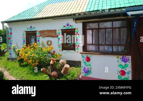 SOROCHYNTSI, UKRAINE - AUGUST 20, 2021: The flowering garden and ...