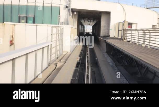 Ground guiding Stock Videos & Footage - HD and 4K Video Clips - Alamy