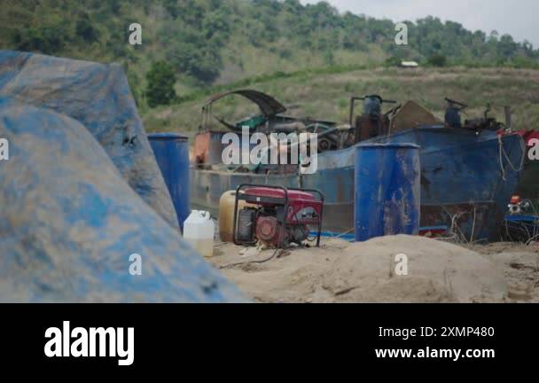 Generator horizontal Stock Videos & Footage - HD and 4K Video Clips - Alamy