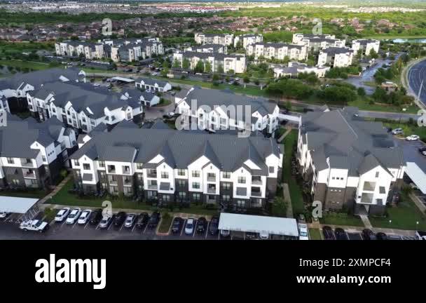 Suburb of austin Stock Videos & Footage - HD and 4K Video Clips - Alamy