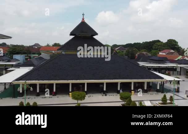 Tiered roof design Stock Videos & Footage - HD and 4K Video Clips - Alamy