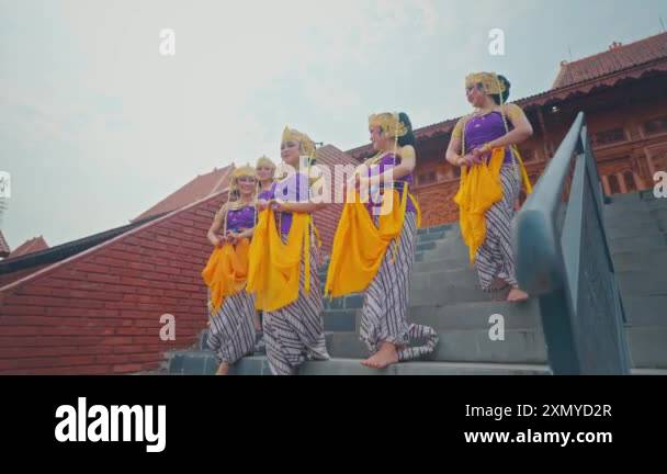 Traditional sarongs Stock Videos & Footage - HD and 4K Video Clips - Alamy