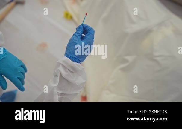 Forensic swab Stock Videos & Footage - HD and 4K Video Clips - Alamy