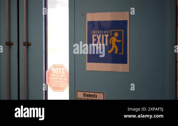 School rule signs Stock Videos & Footage - HD and 4K Video Clips - Alamy