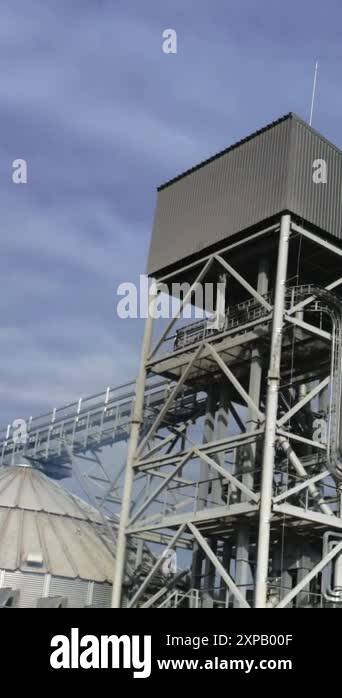 Granary buildings Stock Videos & Footage - HD and 4K Video Clips - Alamy