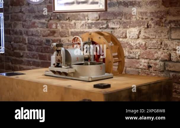Papermaking machine Stock Videos & Footage - HD and 4K Video Clips - Alamy