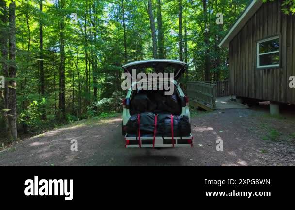 Car trunk open Stock Videos & Footage - HD and 4K Video Clips - Alamy