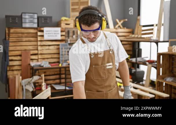 Gear works Stock Videos & Footage - HD and 4K Video Clips - Alamy