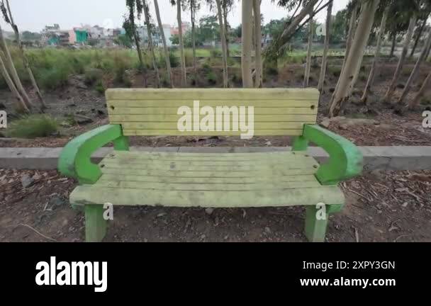Park bench setting Stock Videos & Footage - HD and 4K Video Clips - Alamy
