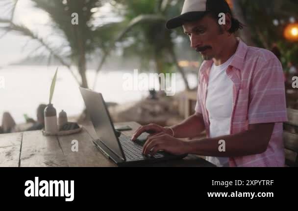 Nomad software Stock Videos & Footage - HD and 4K Video Clips - Alamy