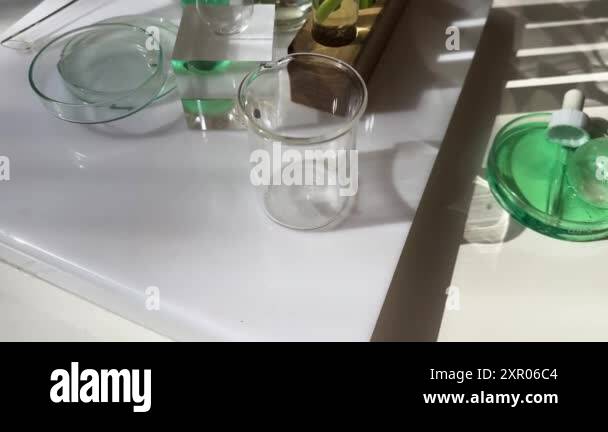 Green laboratory Stock Videos & Footage - HD and 4K Video Clips - Alamy