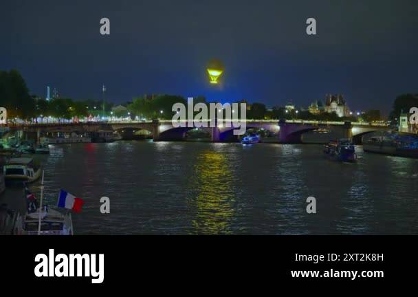 Video shot of the Air balloon with the cauldron of Olympic flame by ...