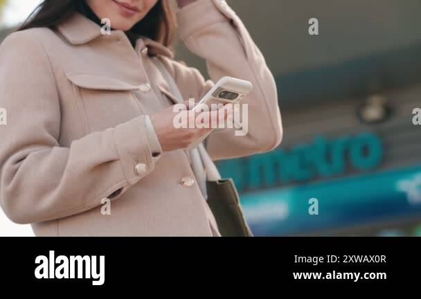 Modern metro kiosk Stock Videos & Footage - HD and 4K Video Clips - Alamy