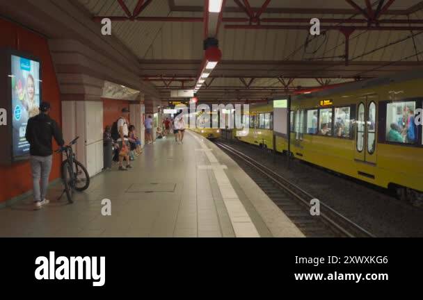 Vvs symbol Stock Videos & Footage - HD and 4K Video Clips - Alamy