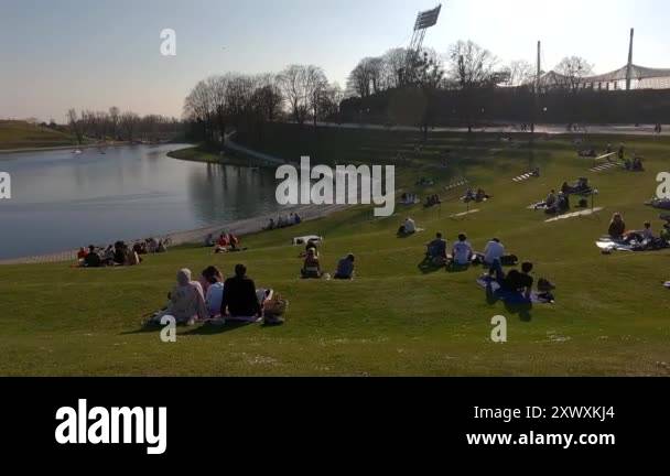 Munchen grass Stock Videos & Footage - HD and 4K Video Clips - Alamy