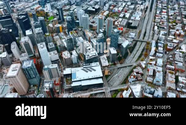 Lively center Stock Videos & Footage - HD and 4K Video Clips - Alamy