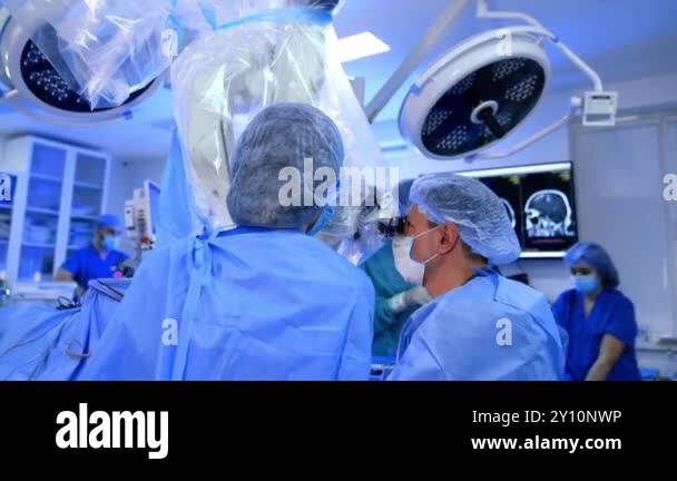 Brain surgery hi Stock Videos & Footage - HD and 4K Video Clips - Alamy