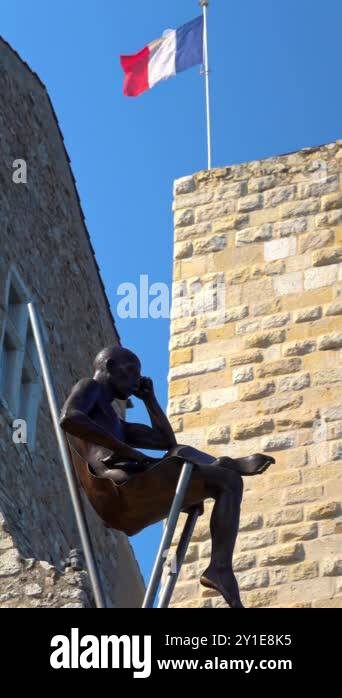 Thinking sculpture Stock Videos & Footage - HD and 4K Video Clips - Alamy