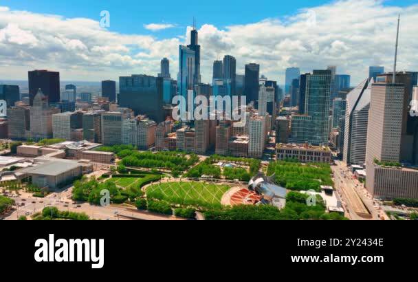 Chicago, Illinois, USA - June 01, 2024: Famous Bean sculpture in Millennium Park in Chicago ...