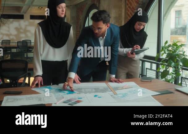 Arabian Muslim team coworkers business partners businessman ...