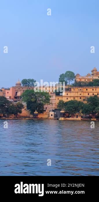 Udaipur City ghat Lal ghat and luxury Udaipur City Palace panoramic ...