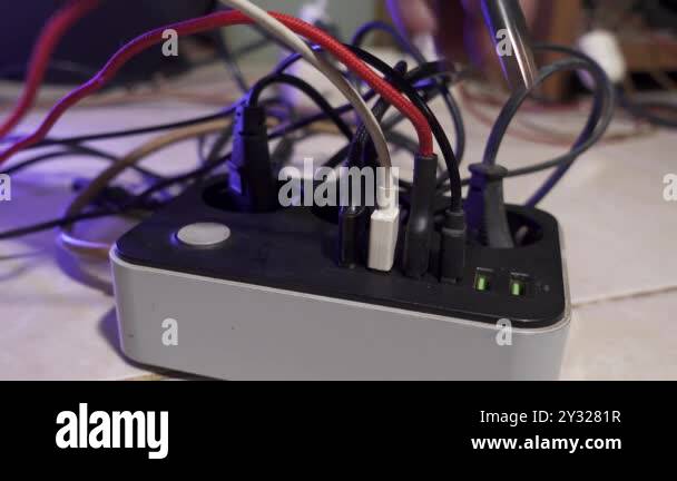 Overloaded socket Stock Videos & Footage - HD and 4K Video Clips - Alamy