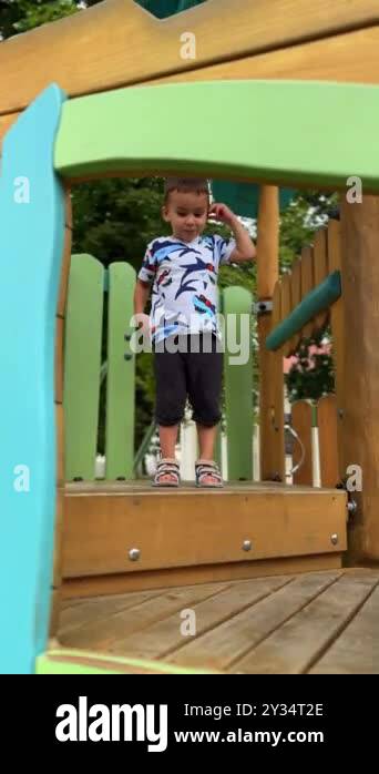 Kid inside slide Stock Videos & Footage - HD and 4K Video Clips - Alamy