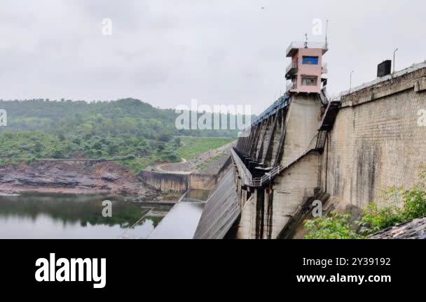 Mahi river bridge Stock Videos & Footage - HD and 4K Video Clips - Alamy