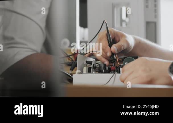 Faulty device Stock Videos & Footage - HD and 4K Video Clips - Alamy