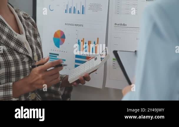 Businesswoman presenting chart on whiteboard Stock Videos & Footage ...