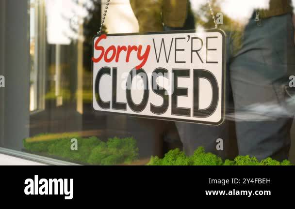 Storefront closed sign Stock Videos & Footage - HD and 4K Video Clips ...