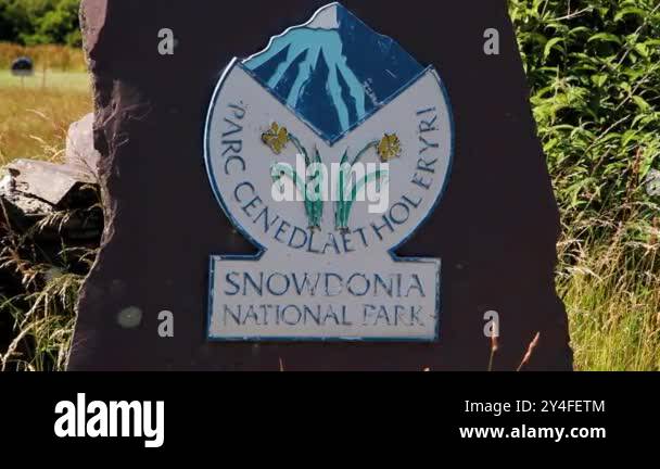 Snowdonia park logo Stock Videos & Footage - HD and 4K Video Clips - Alamy