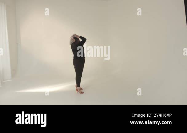 Graceful model Stock Videos & Footage - HD and 4K Video Clips - Alamy