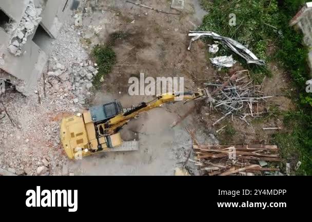 Broken structures Stock Videos & Footage - HD and 4K Video Clips - Alamy