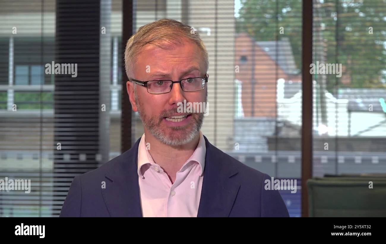 Migration department Stock Videos & Footage - HD and 4K Video Clips - Alamy