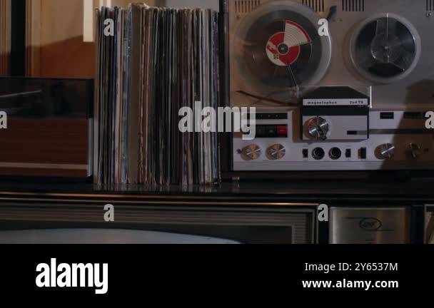 Audio recorder, table Stock Videos & Footage - HD and 4K Video Clips ...