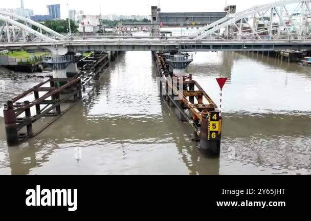 Aging infrastructure Stock Videos & Footage - HD and 4K Video Clips - Alamy