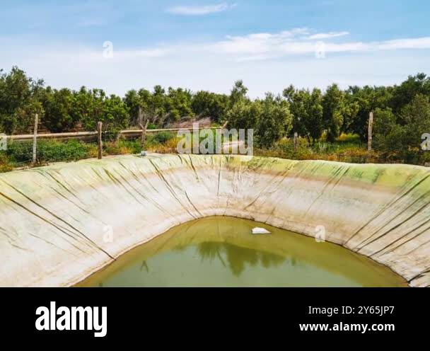 Basin irrigation Stock Videos & Footage - HD and 4K Video Clips - Alamy