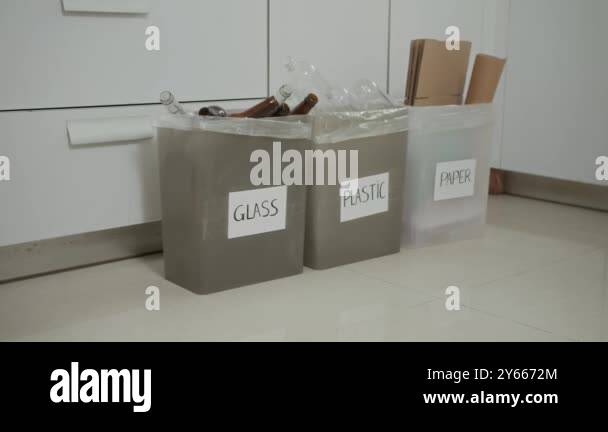 No bins Stock Videos & Footage - HD and 4K Video Clips - Alamy