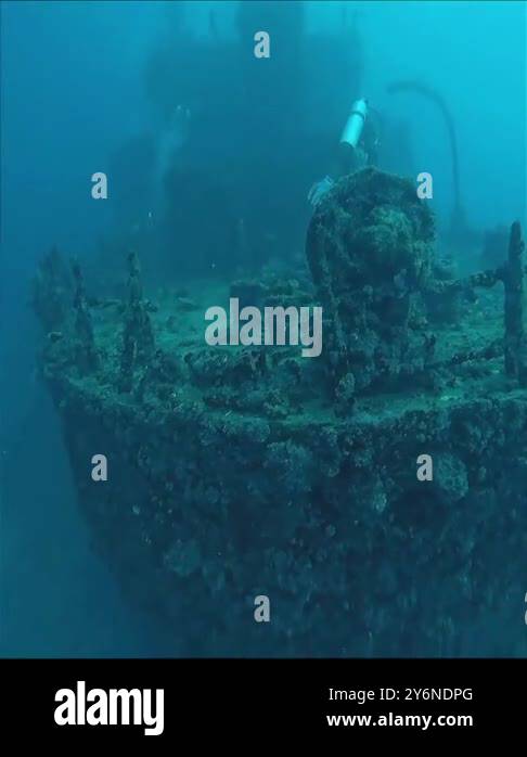 World War II shipwreck - USS Emmons was a United States Navy Gleaves ...