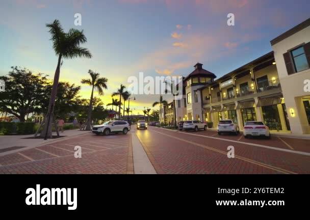 Walkable town center neighborhood with recreational infrastructure in ...