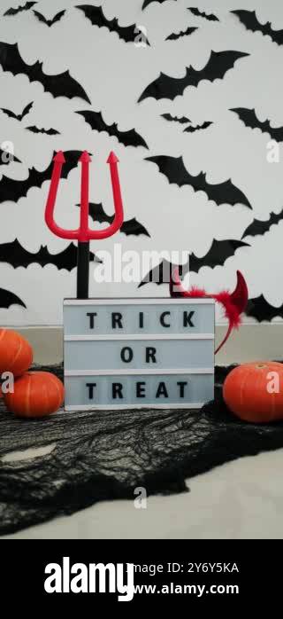 Trident sign Stock Videos & Footage - HD and 4K Video Clips - Alamy